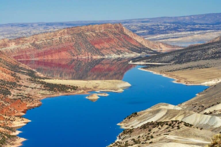 15 Best Lakes in Utah to Enjoy This Summer and Cool Off