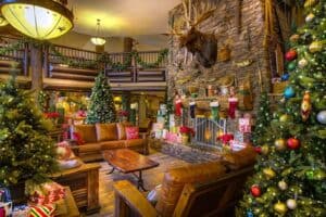 17 Magical Places to Celebrate Christmas in Arizona 2024